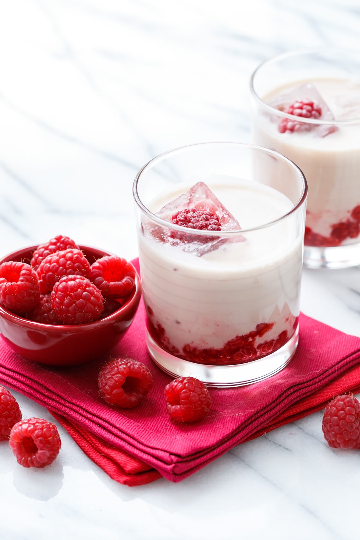 Raspberry Russian Cocktail | Love and Olive Oil