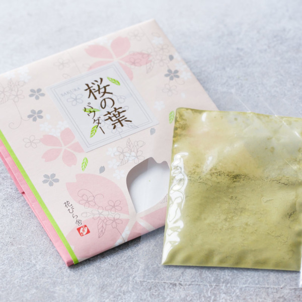 Sakura Iced Matcha Latte | Love and Olive Oil