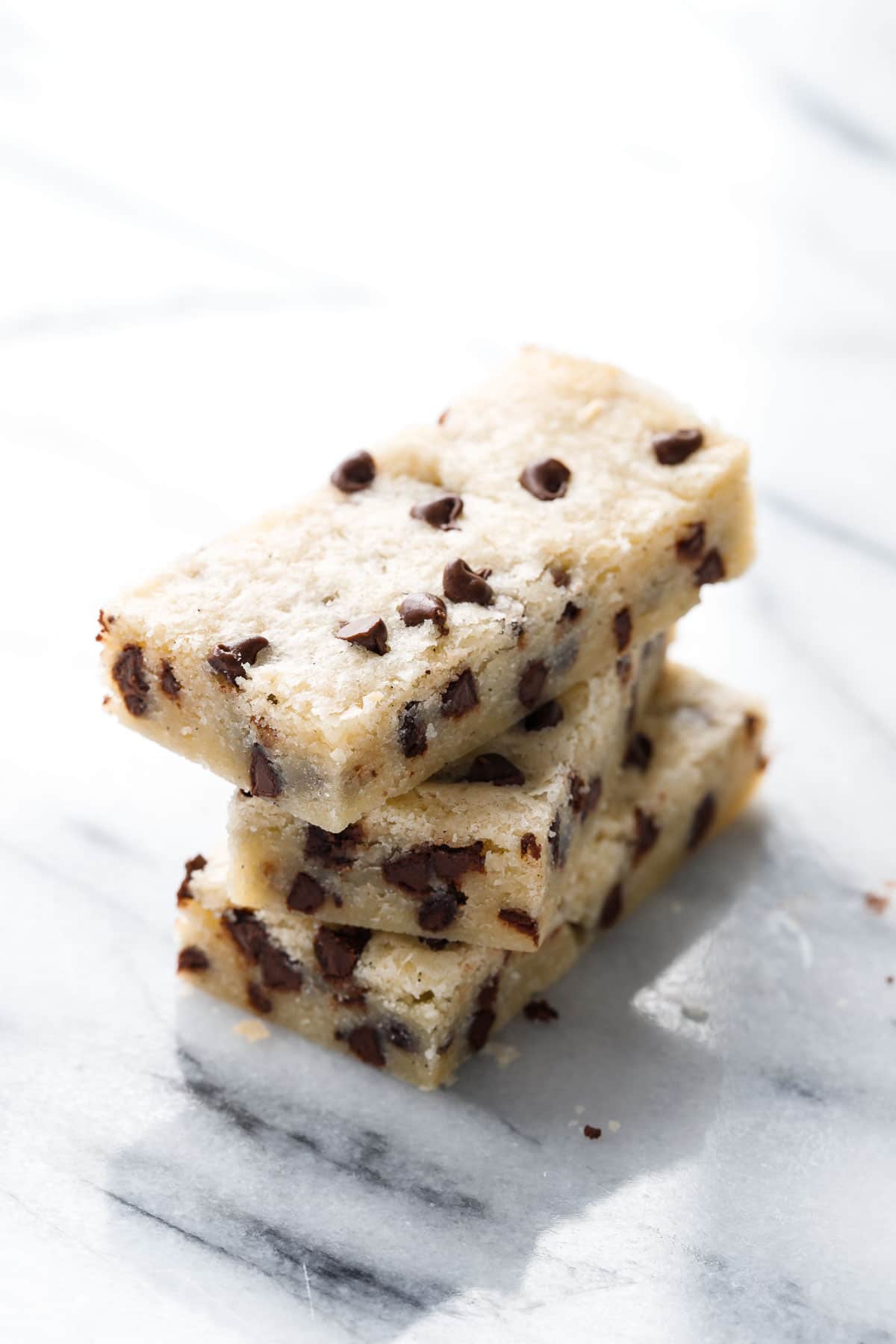 Chocolate Chip Shortbread Cookie Bars | Love and Olive Oil
