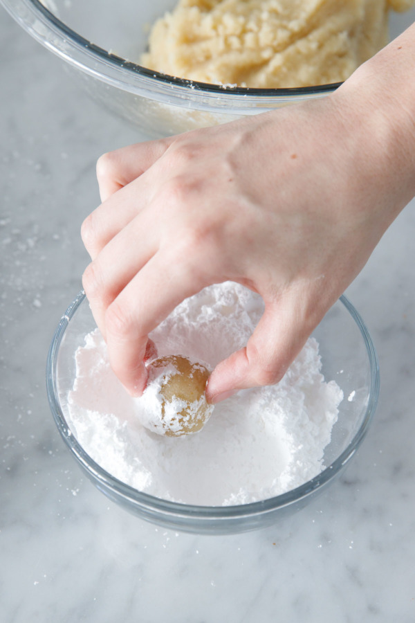 Soft Amaretti Cookies | Love and Olive Oil