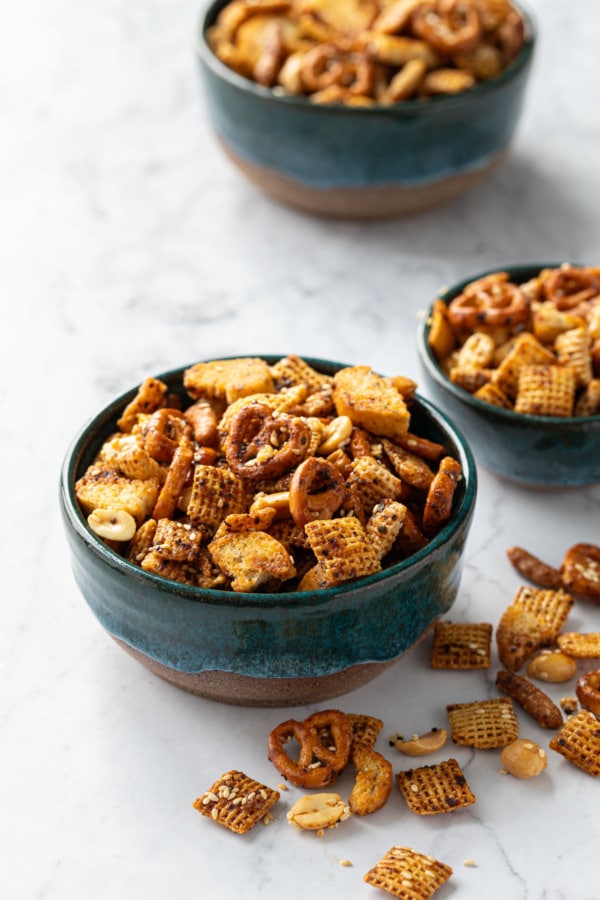 Sweet & Spicy Sesame Snack Mix - The world of zen