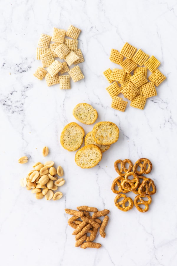 Sweet & Spicy Sesame Snack Mix - The world of zen