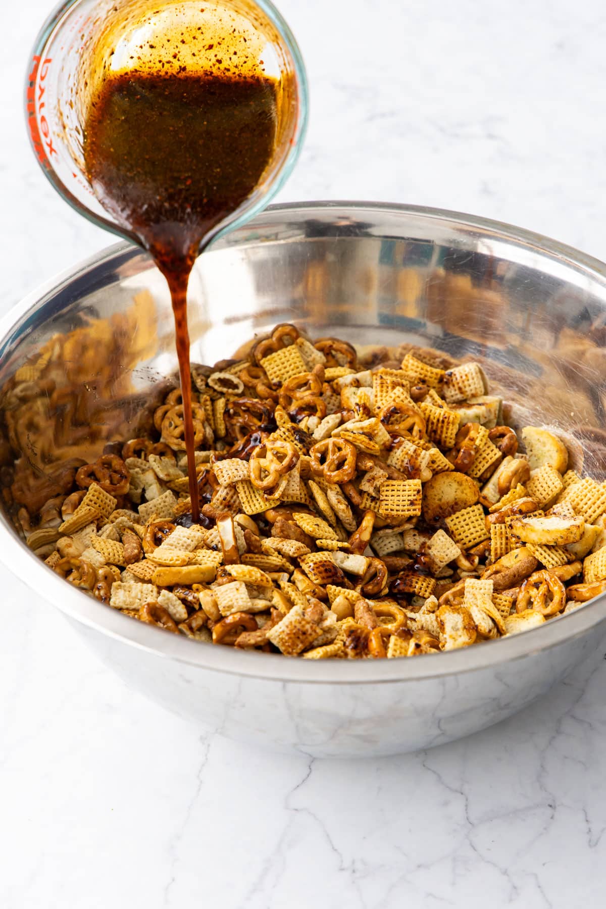 Sweet & Spicy Sesame Snack Mix - The world of zen