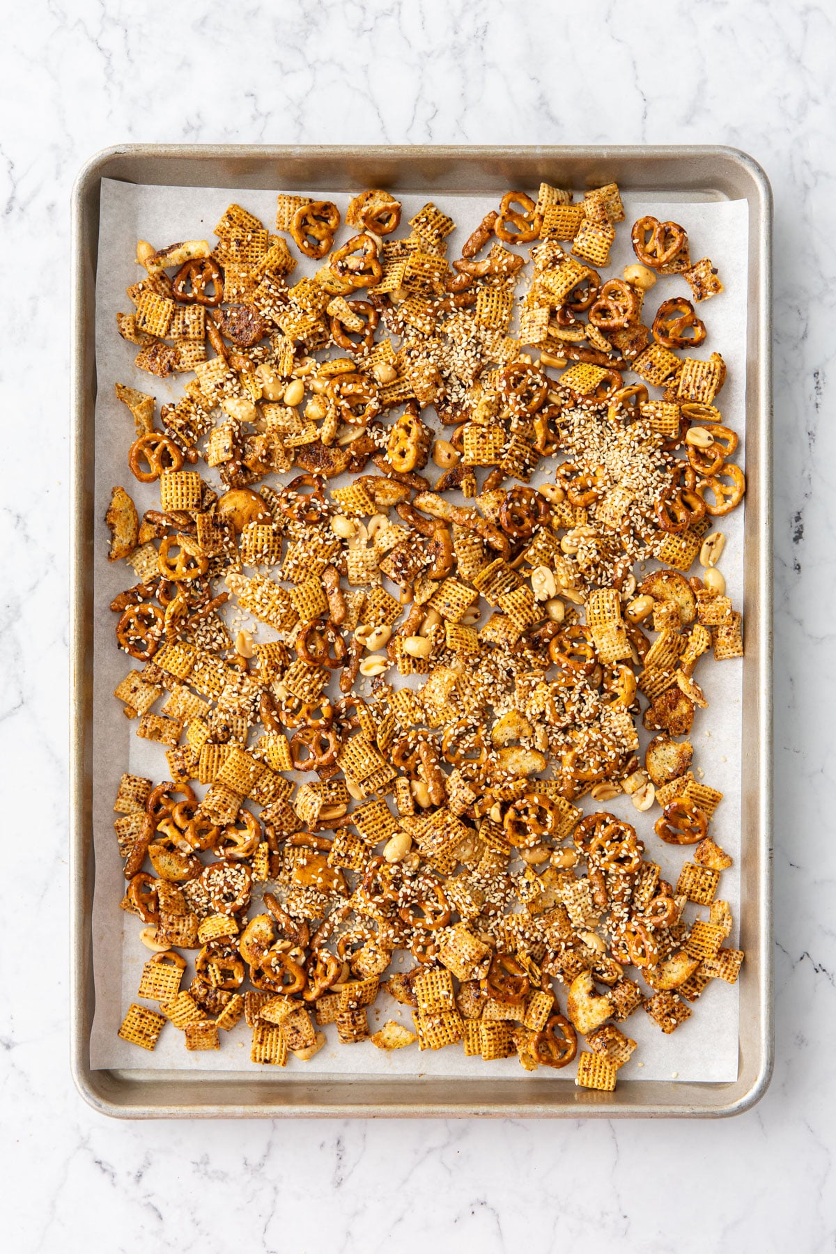 Sweet & Spicy Sesame Snack Mix - The world of zen